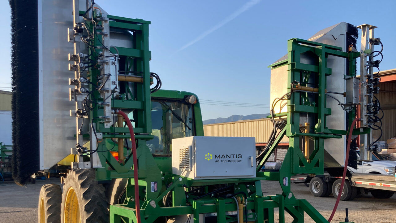 SmartSprayer - Mantis Ag Technology